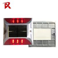 China 104 X 104mm Solar Road Studs Reflective for sale