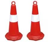 China Flexible Road Safety Cones PE Traffic Warning Cones Reflective 33 X 33cm Base for sale