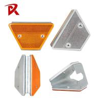 China High-Visibility Galvanize Guardrail Delineator Red & White Reflective Road Reflector for sale
