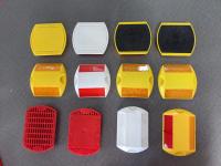 China Plastic 115x80x17mm Red Yellow 3-M High Visibility Reflective Raised Markers ABS Road Stud Cheap traffic Cat Eye Studs for sale