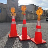 China Solar Rechargeable Yellow Amber Traffic Warning Light Long Lifetime and Dia 180mm Size for sale