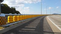 China EVA Plastic Rolling Barrier Systerm with Galvanized Steel Framework and Energy-Absorbing Design for Highway Safety Barriers for sale