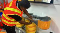 China Factory Price Road Barrier Safety Drum 345MMX490 Highway Anti-Collision Barrel Rolling Systerm Roller for sale