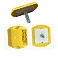 China 100x88x15mm ABS Raised Road Stud with Ground Mount with Pin Options Reflective MarkersEnhanced Road Safety for sale