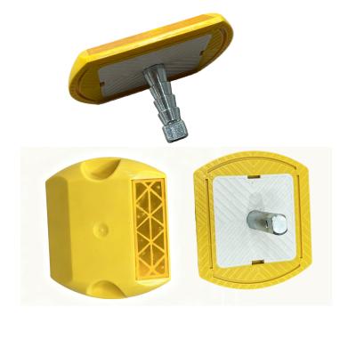 China 100x88x15mm ABS Raised Road Stud with Ground Mount with Pin Options Reflective MarkersEnhanced Road Safety for sale