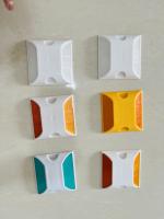 China 100x100x20mm High Visibility Road Stud Cheap Type White Color Customs LOGO Reflector Cat Eye Road for sale