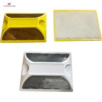 China ABS Material Plastic Road Stud Raised Durable Reflective Cat Eyes Traffic Plastic Road Safety Stud for sale