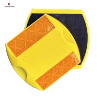 China 3-M Road Pavement Marker Reflective Cat Eyes Plastic Road Studs for sale