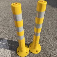 China Yellow 530g Warning Spring Post PU 750mm Orange Flexible Traffic Bollard Reflective Road 75cm Delineator Post for sale