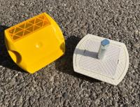 China Morocco Hot Sale 100*88*15mm Cat Eye Reflective Road Stud Plastic Raised Pavement Marker High Visibility With Pin for sale