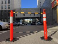 China Retractable Extendable Safety Traffic Cone Bar for Construction Barrier for sale