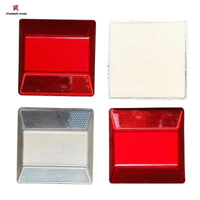 China Beijing Roadsafe 20tons Tachas Cat Eye Reflective Road Studs PC Plastic Reflectors Pavement Highway Markers Competitive for sale