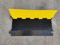 China Heavy Duty Plastic Cable Protector Ramp Cord Cover 1/2/3/4/5 Channel Speed Hump for Road Safety for sale