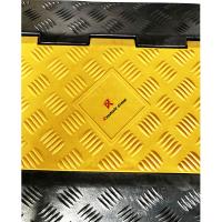 China Heavy Duty Plastic Cable Protector Ramp Cord Cover 1/2/3/4/5 Channel Speed Hump for Road Safety for sale