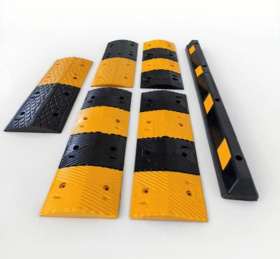China Roadsafe Car Speed Bump Reinforced Rubber Wheel Stopper for Secure Parking Yellow Bump for sale