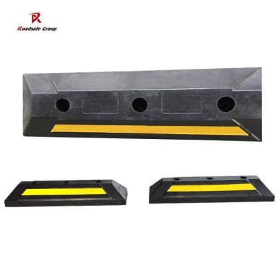 China Car Speed Bump Reflective Wheel Stopper Car Stopper Rubber Parking Lot 55*10*15cm Ramp Hump Stoppers Good quality ROADSAFE for sale