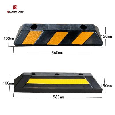 China Durable Heavy Duty Rubber Wheel Stopper with Easy Installation for Road Safety Parking for sale