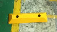 China Yellow Roadsafe Car Speed Bump Reflective Wheel Stopper Car Stop Rubber Parking Lot 55*10*15cm Ramp Hump Stopper for sale