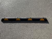 China 183cm Long Size 13kgs Cheap Price Rubber Reflective Tape Speed Bump Car Wheel Stopper Parking Lot Blocker for sale