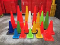 China 100% 45cm 1.05kgs Virgin PVC Traffic Cone for Traffic Management Flexible Orange Green and High Visibility for sale