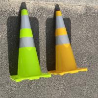 China PVC 28inch 1.8kg 70cm Green Yellow Safety Barrier Cones For Traffic Control 700mm  Road Safety Barrier for sale