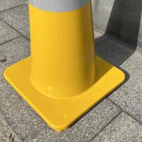 China PVC 28inch 1.8kg 70cm  Yellow Safety Barrier Cones For Traffic Control 700mm  Reflective Warning Road Safety Barrier for sale