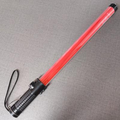China Rechargeable LED Flashing Wand with 17pcs LED+1 Top Light and 54cm Length for Traffic Control for sale