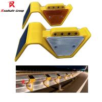 China New Design Highway Guardrail LED Light Flashing Steady Reflector Solar Trapezoid Delineator for sale
