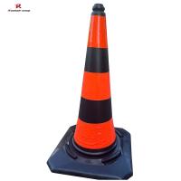 China 100cm Height PE Rubber Base Reflective Tape Traffic Cone for Road Safety and Construction Zones for sale