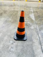 China FULL Rubber Traffic Cone | 70cm (2.8-3kg) | Rubber Cones Road Warning Orange Black Cones Hot Selling Model for Israel & Palestine for sale