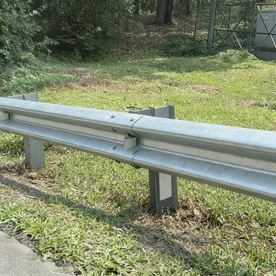 China Factory Price Highway Fence W Beam Barrier – Anti-Collision  Safety System Hot-Selling Road Protection Guard Rail for sale