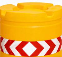 China Height 920 mm Diameter 900 mm Water Capacity 500 kg Yellow Crash Cushion Cylinder with Reflective Sheeting – Water-Filled Impact Attenuator for sale