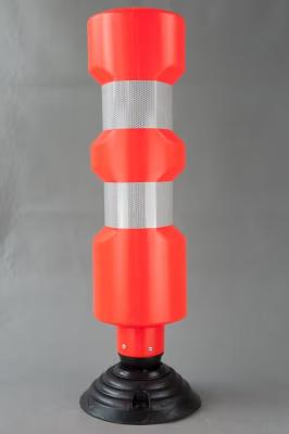 China 830mm ANTI-UV Flexible PE Delineator Post Traffic Warning Spring Post for Road Safety for sale