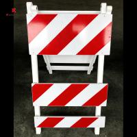China Durable Roadside Safety Guidance Traffic Delineator Sign Road Safety Sign board 110x60cm Reflective Barrier for Road Warning for sale