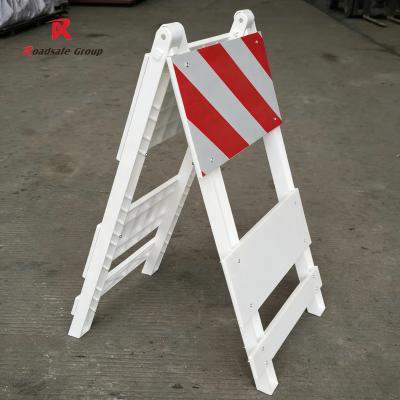 China Durable Roadside Safety Guidance Traffic Delineator Sign Road Safety Sign board 110x60cm Reflective Barrier for Road Warning for sale