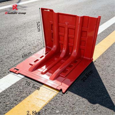 China 52cm Removable Reusable L-Shaped ABS Plastic Flood Barrier Water Baffle for sale