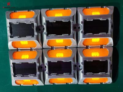 China High Load Capacity Solar Road Aluminum Marker LED Flashing 122*110*22.5mm with Night Glow Reflective Cat Eye for Pavement Safety Guidance Studs for sale