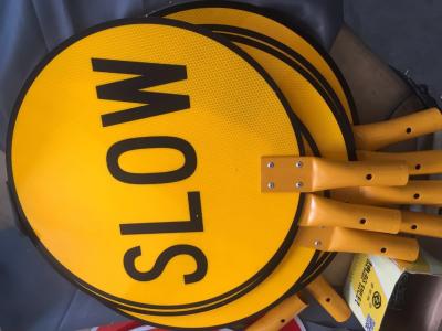 China Australian Traffic Management Class 1 Reflective Film Telescopic Aluminum Handle 450mm STOP / SLOW Sign (BAT style) for sale