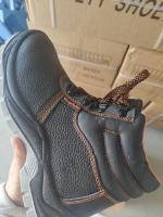 China Premium Cow Leather Safety Shoes with Steel Toe & Steel Midsole, PU Outsole Industrial Work Boots For Construction Workers for sale