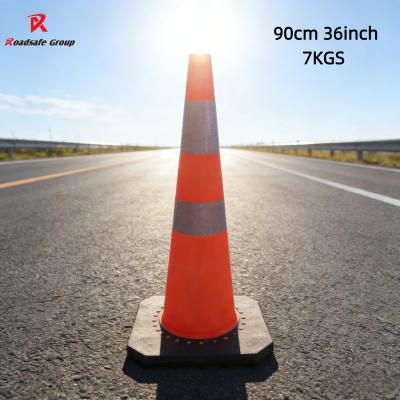 China 7KGS Heavy Duty PVC Warning Road Safety Traffic Cones Reflective Safety Cones Black Base 36inch for sale