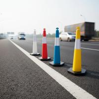China Delineators Barriers 110MM T-Top Black Base Reflective Traffic Beijing ROADSAFE Road Barrier Warning Cone Post for sale