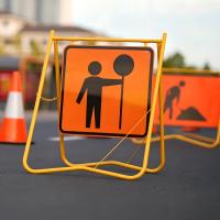 China Australian Standard 1035x1005mm Road Swing Sign Frame for Temporary Work Zone and Road Construction for sale