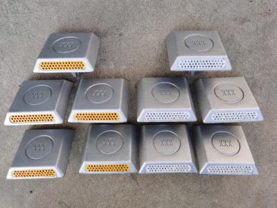 China Aluminum Road Stud Heavy Duty Reflective Pavement Marker for Road Safety for sale