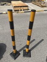 China Singapore Flexible Iron String Delineator Posts with Removable pin Road Warning black base 100cm 110cm Separate lane Post Traffic Barrier for sale