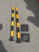 China Singapore Flexible Iron String Delineator Posts with Removable pin Road Warning black base 100cm 110cm Separate lane Post Traffic Barrier for sale