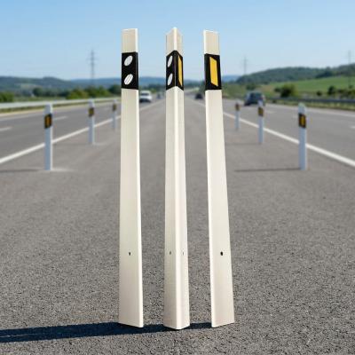 China Customs Triangular Bollard Plastic Delineator Post with 3M Reflective Film and 1550mm Height for Highway Safety Pole barrier for sale
