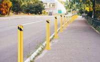 China Warning Steel 60-120cm Yellow Iron Custom Traffic Bollard Reflective Delineator Post Barrier for Road Safety for sale