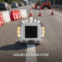 China Solar LED Road Stud Cat Eye Reflective Raised Road Signs Aluminum Waterproof IP68 High-Intensity Prismatic Traffic Guidance for sale