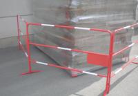 China Red Warning Steel Iron Custom Traffic Bollard Fence Delineator Post Fence Barrier for Road Safety for sale