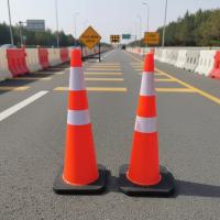 China PVC 29.5inch Reflective Cones 75cm Black base Flexible Warning For Traffic Control 750mm Road Safety Barrier for sale